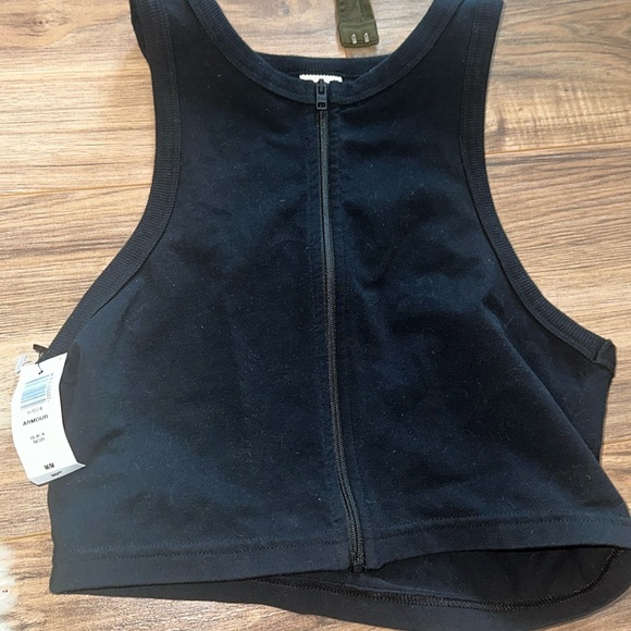 Aritzia | Tops | Aritzia Sexy Zip Up Top Tna | Poshmark